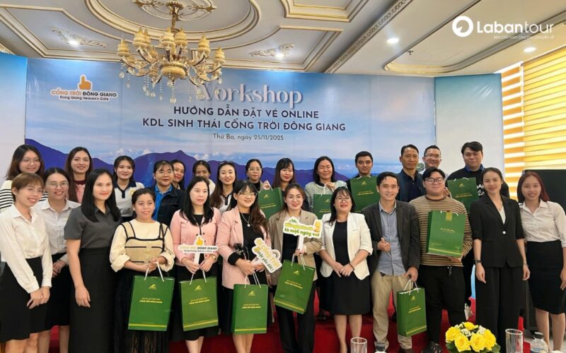 La Bàn Tour : Tiên phong số hóa đặt vé Cổng Trời Đông Giang